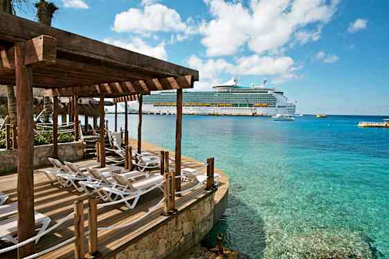 Karibian-risteily - matka merellä ja paratiisisaarilla